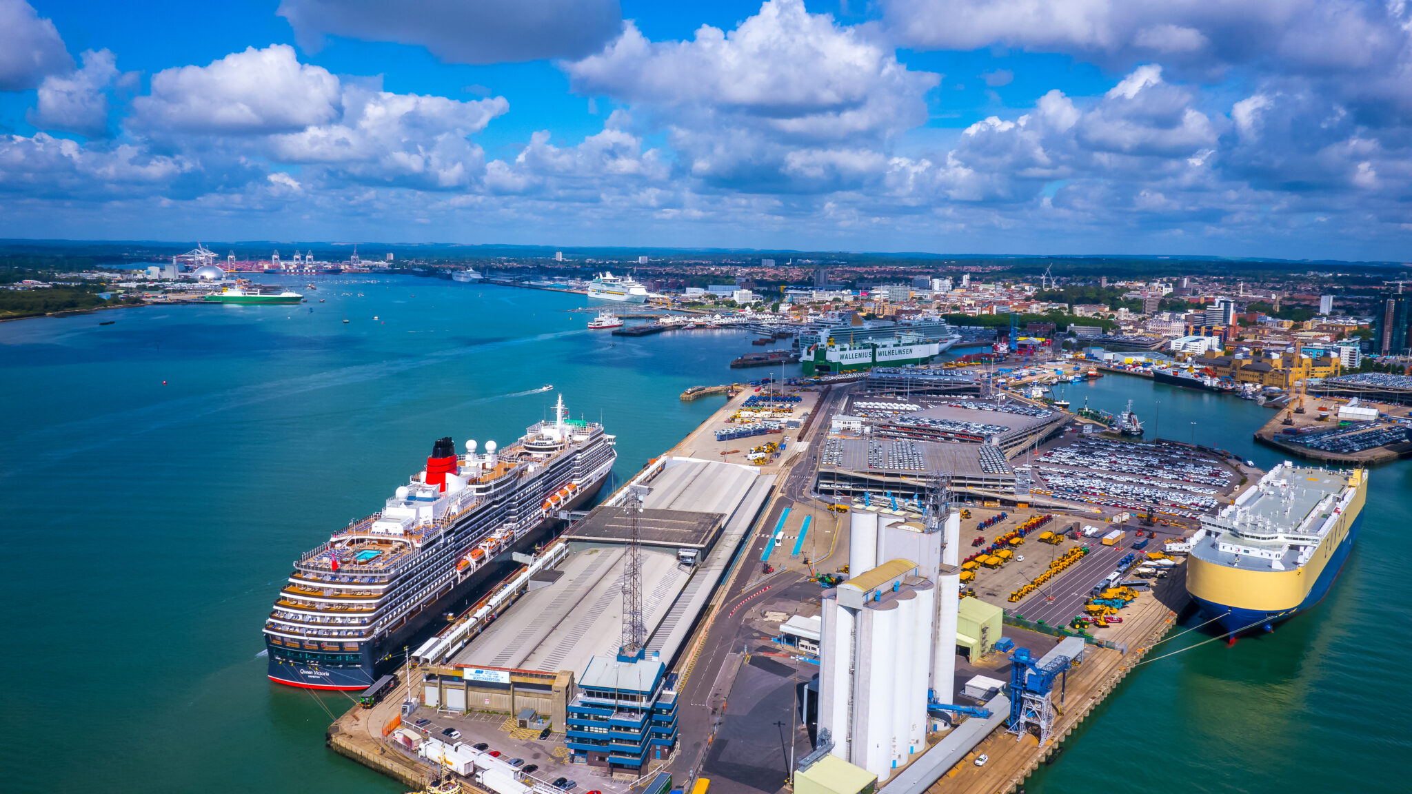 Traceable locking system for one of the UK’s largest seaports – Benchmark